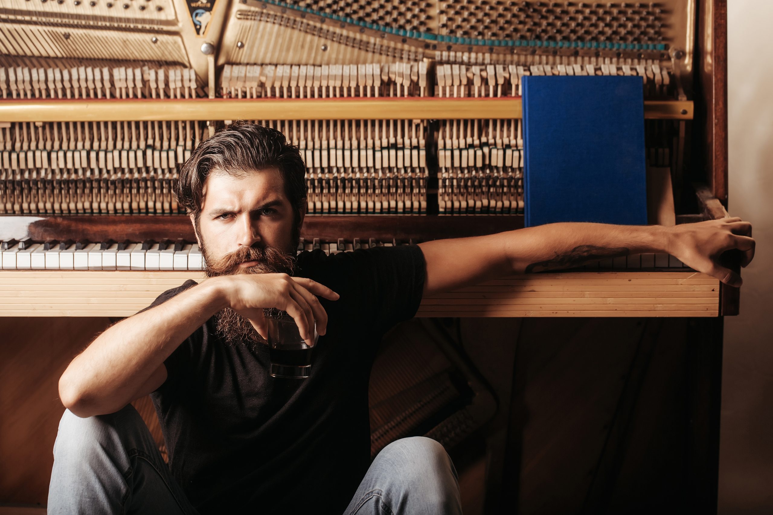 5 Hacks to Better Songwriting: Avoid the Cliché and Find Your True Voice