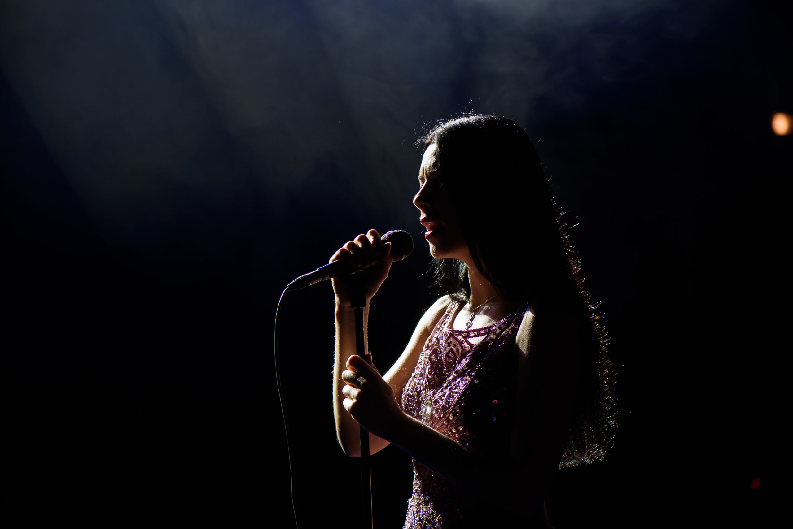 5 Secrets to Sing With Better Breath Control and Hold Notes Out Longer ...
